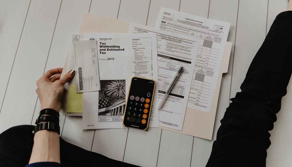 How to Run Payroll: US Small Business Guide [First Timer]